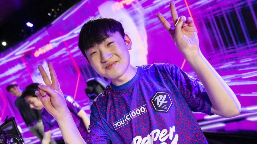 VALORANT ทีม Paper Rex เผยว่า "แม่ของ Jinggg ตามมาเชียร์ลูกชายถึง ...