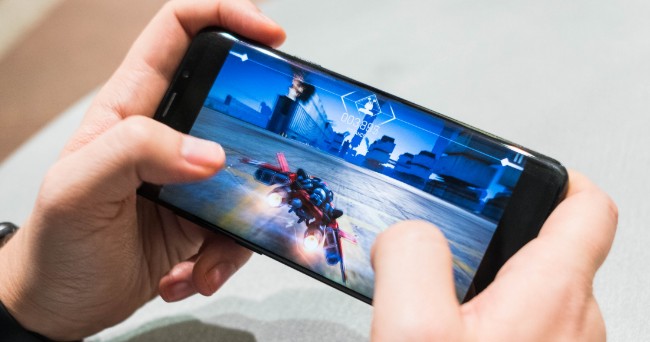 5 มือถือเล่นเกมราคาไม่เกิน 15,000 ที่คุ้มที่สุดในปี 2020 | 4Gamers Thailand