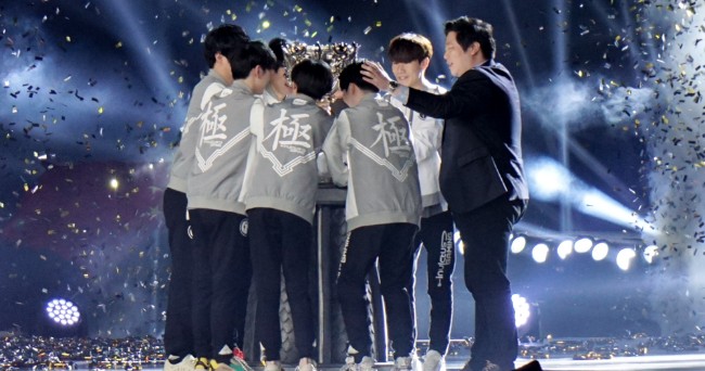 《英雄聯盟》IG教練離隊，LPL轉會期正式宣告開始 | 4Gamers