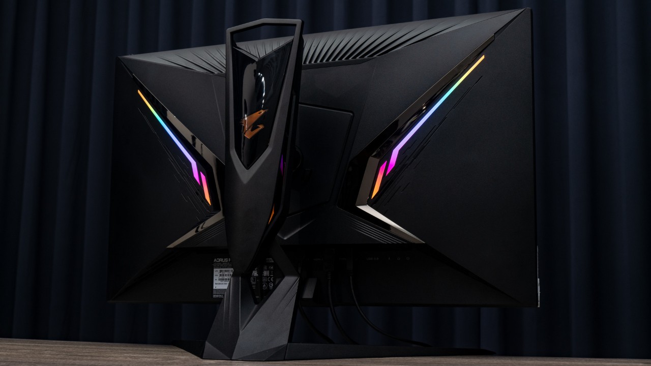 技嘉AORUS FI32U電競螢幕動手玩：性價比極高的32吋4K/144Hz機種 | 4Gamers