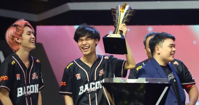 007x ประกาศศักดาเป็นแชมป์ RoV Pro League ได้ 3 สมัยคนแรก พร้อมชม Bacon ...