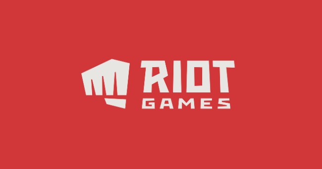 《英雄聯盟》Riot更新品牌Logo，12年後換右手出拳👊 | 4Gamers