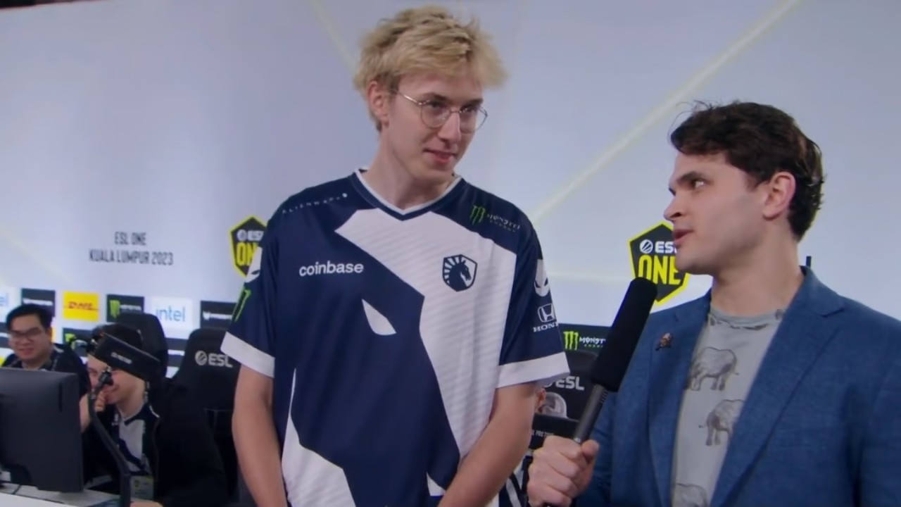 33 FC! SabeRLight- เผยชื่อโปรเพลเยอร์ Dota 2 ที่เป็นไอดอล | 4Gamers Thailand