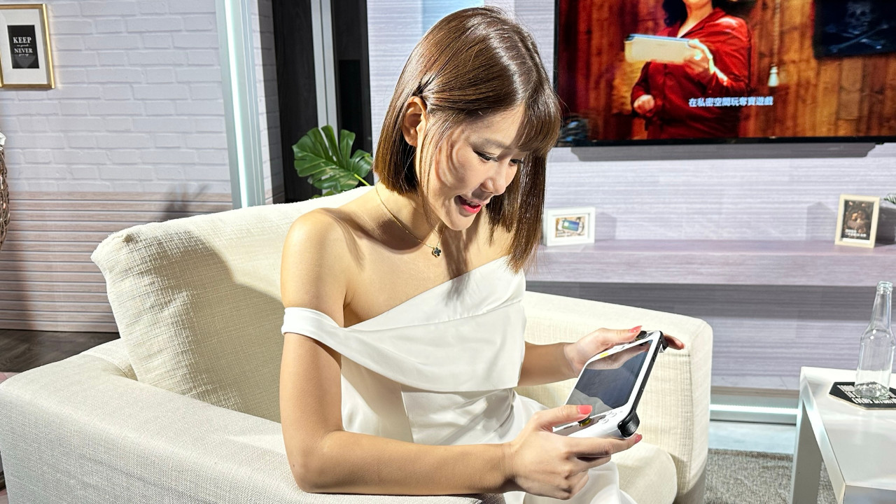 Logitech G CLOUD雲端遊戲掌機開放預購，台灣大哥大獨賣 | 4Gamers